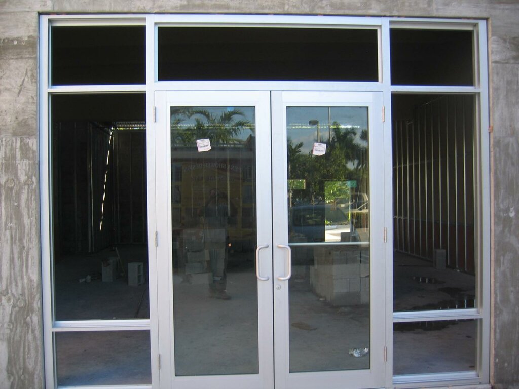 Pencere aksesuarları Pena Shower Design Window & Door Corp, Florida Eyaleti, foto
