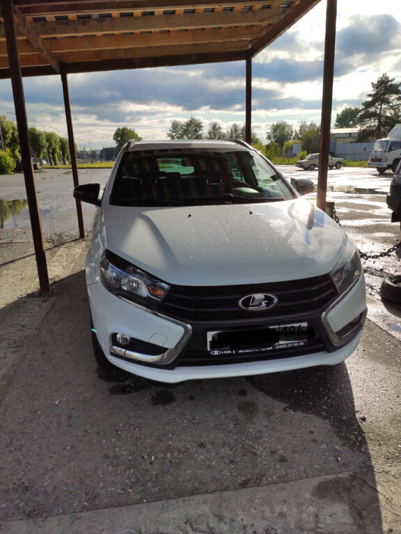 Otomobil satış galerileri Selekt Auto, Yekaterinburg, foto