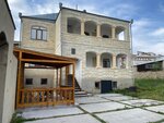 White House (ulitsa Fazu Aliyevoy No:3, selo Ginichutl), otel  Dağıstan'dan