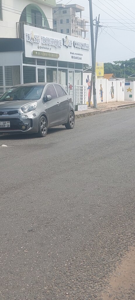 Giyim mağazası Kash Boutique, Dünya, foto