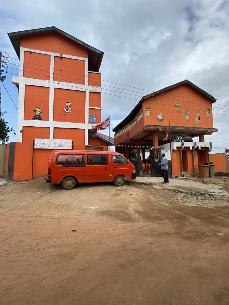 Gebe okulu Good News Foundation School, Dünya, foto