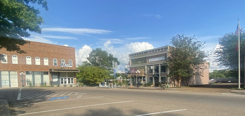 Tıp merkezleri ve klinikler Hometown Health Clinic - Huntingdon, Tennessee Eyaleti, foto