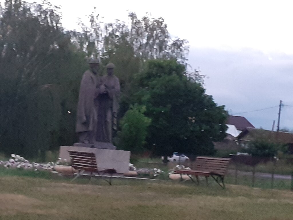 Anıt, heykel Памятник Петру и Февронии Муромским, Riazanskaya oblastı, foto