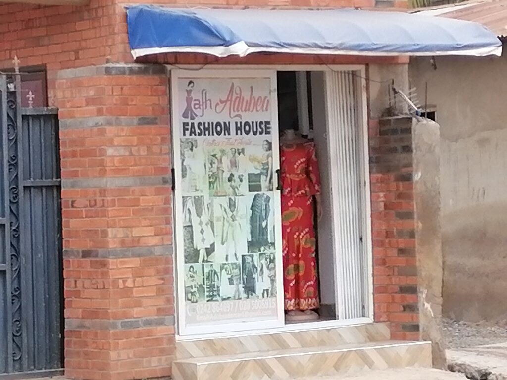 Moda evleri Afia Adube Fashion House, Dünya, foto