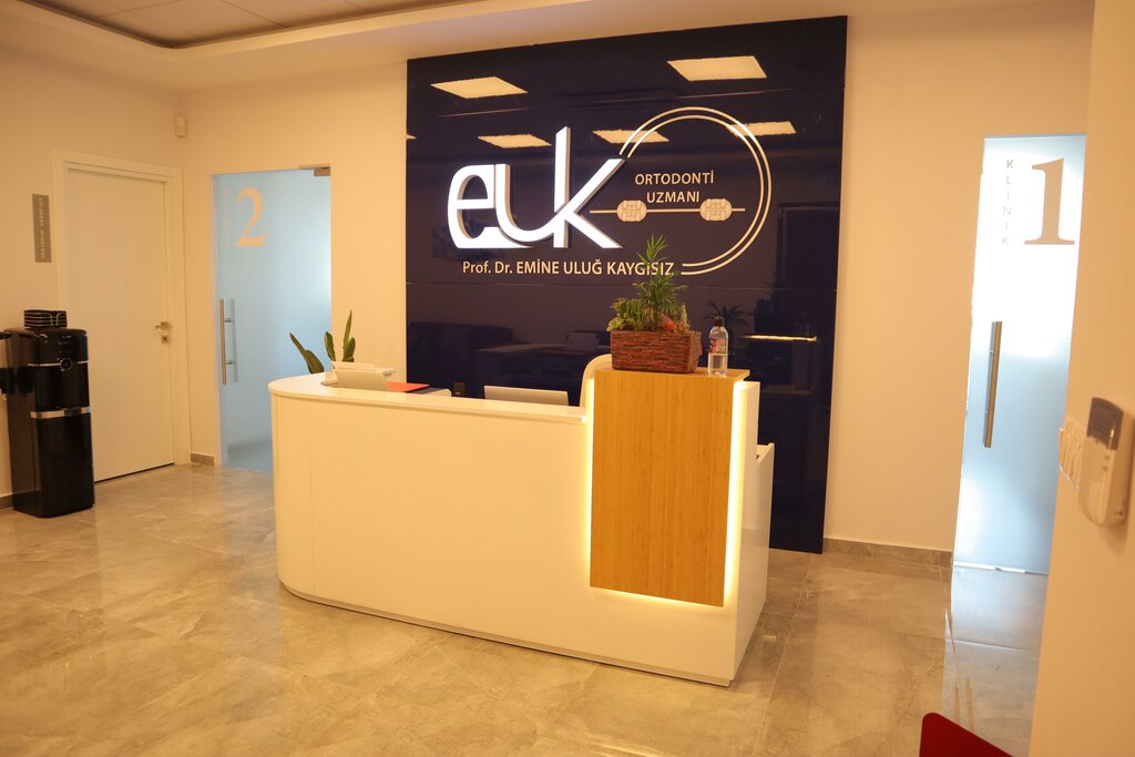 Özel ağız ve diş sağlığı klinikleri ve muayenehaneleri Prof. Dr. Emine Uluğ Kaygısız - Ortodonti Uzmanı, Bursa, foto