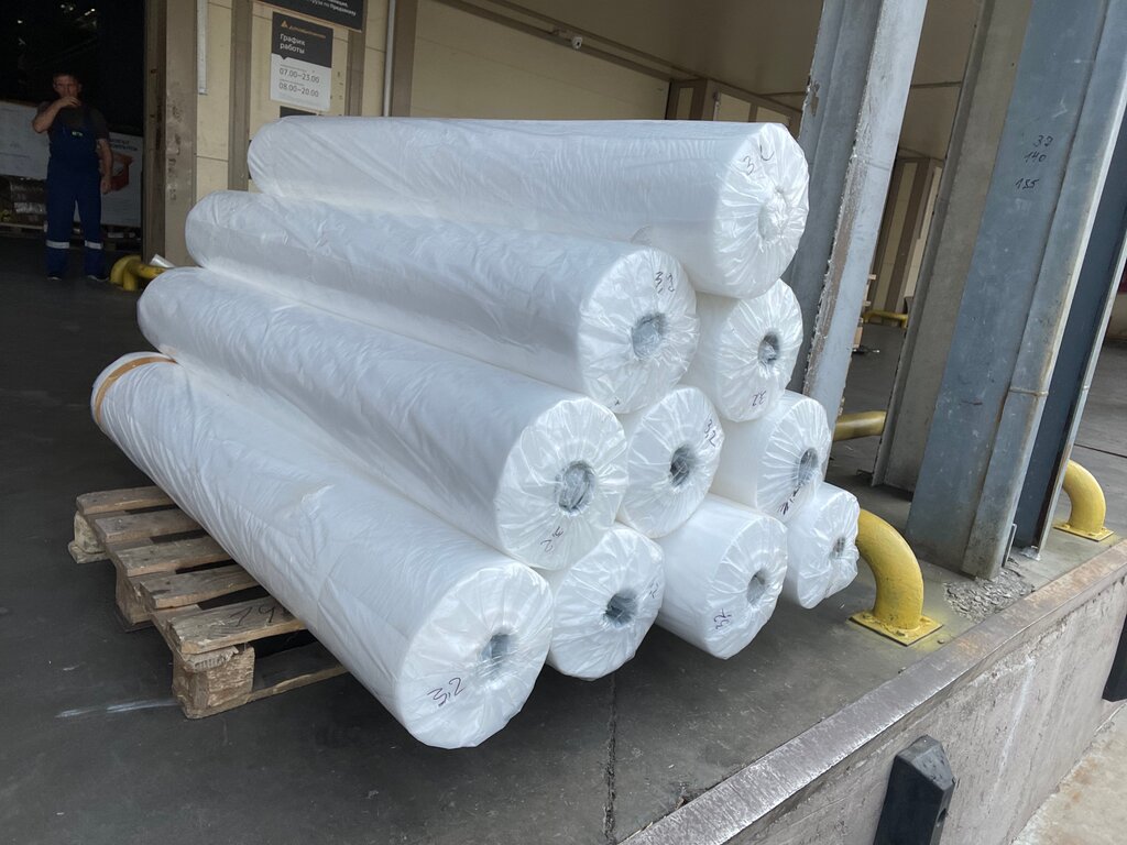 Dokuma olmayan kumaşlar Спанбонд, Adıge Cumhuriyeti, foto