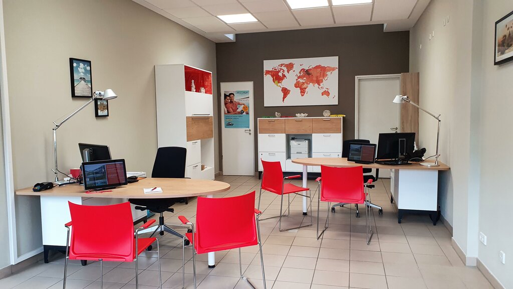 Seyahat acenteleri Dertour Reisebüro, Saksonya, foto