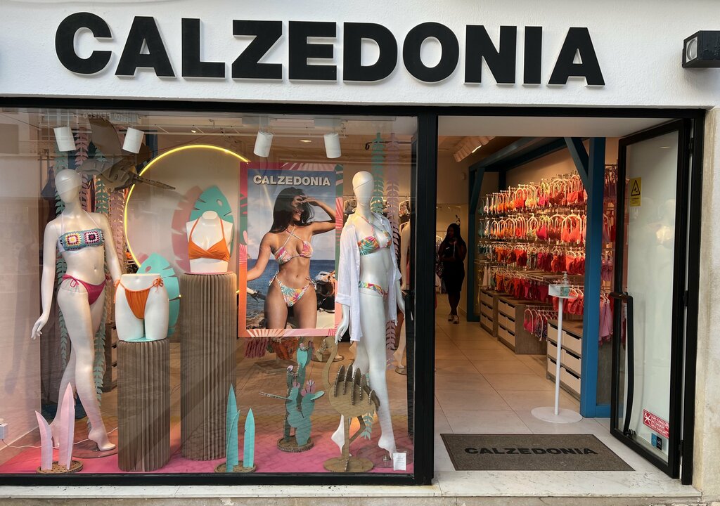Giyim mağazası Calzedonia, Faro, foto