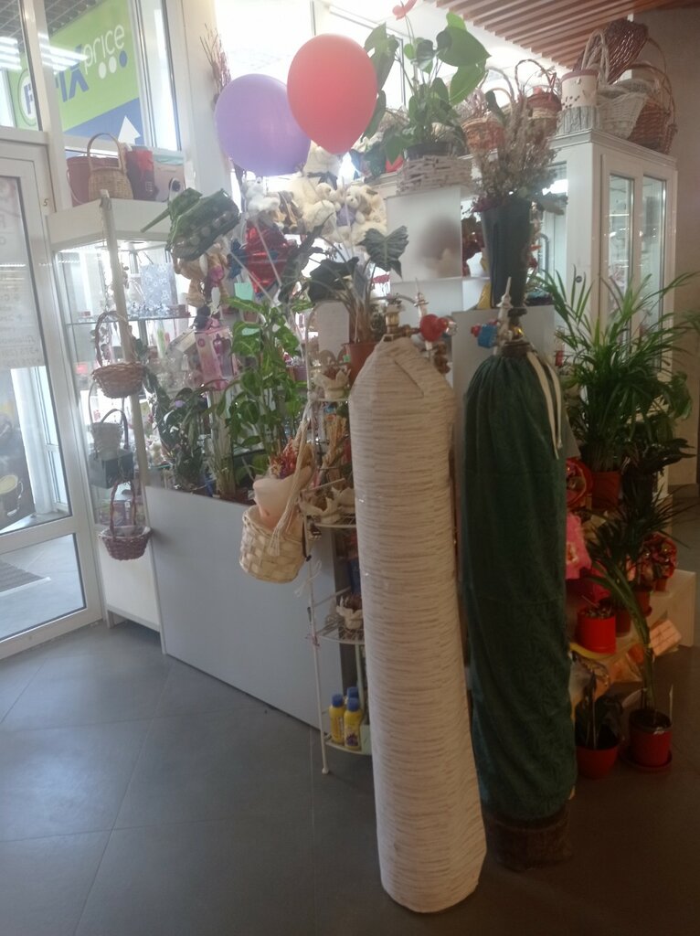 Çiçekçiler Цветы и подарки, Minsk, foto