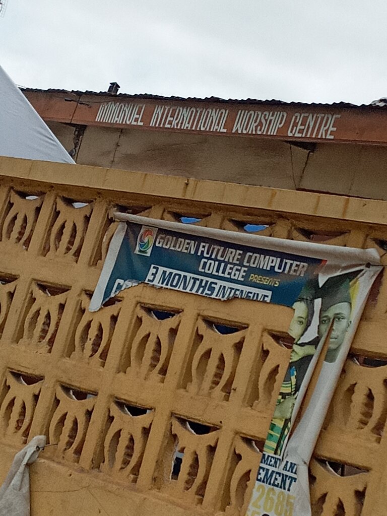 Ortodoks kiliseleri Emmanuel international worship center, Akra, foto