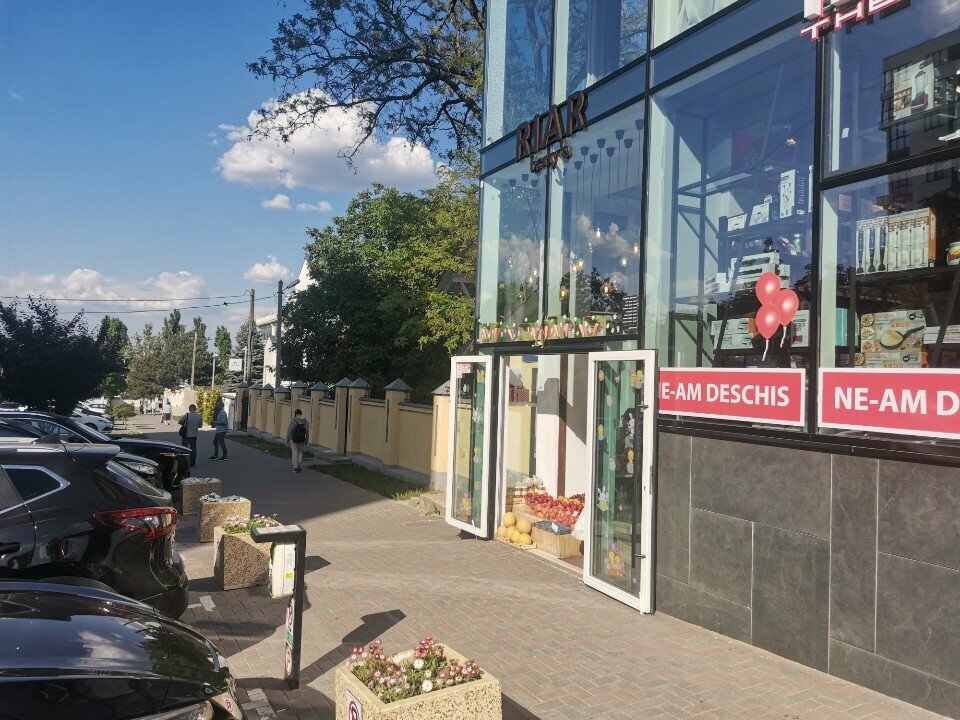 Manavlar Riar berry's, Kişinev, foto