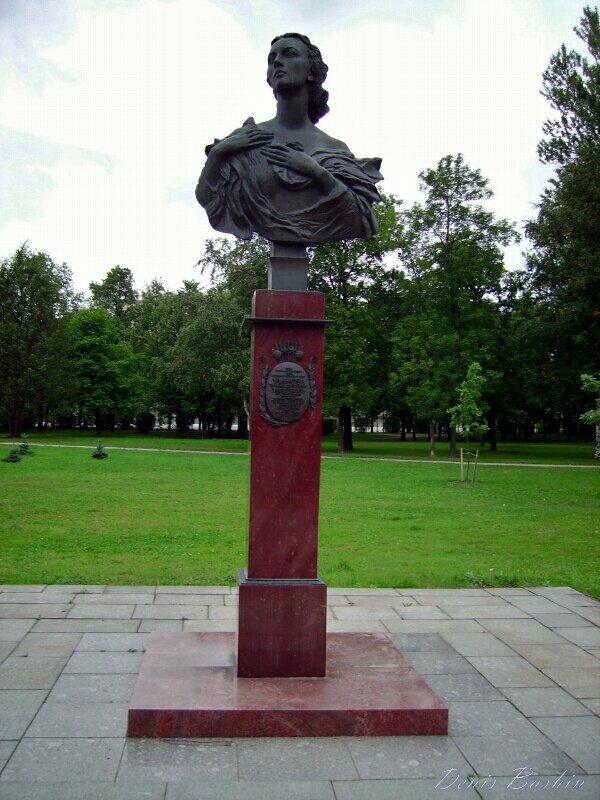 Anıt, heykel Дважды Герой Социалистического труда Галина Сергеевна Уланова, Saint‑Petersburg, foto