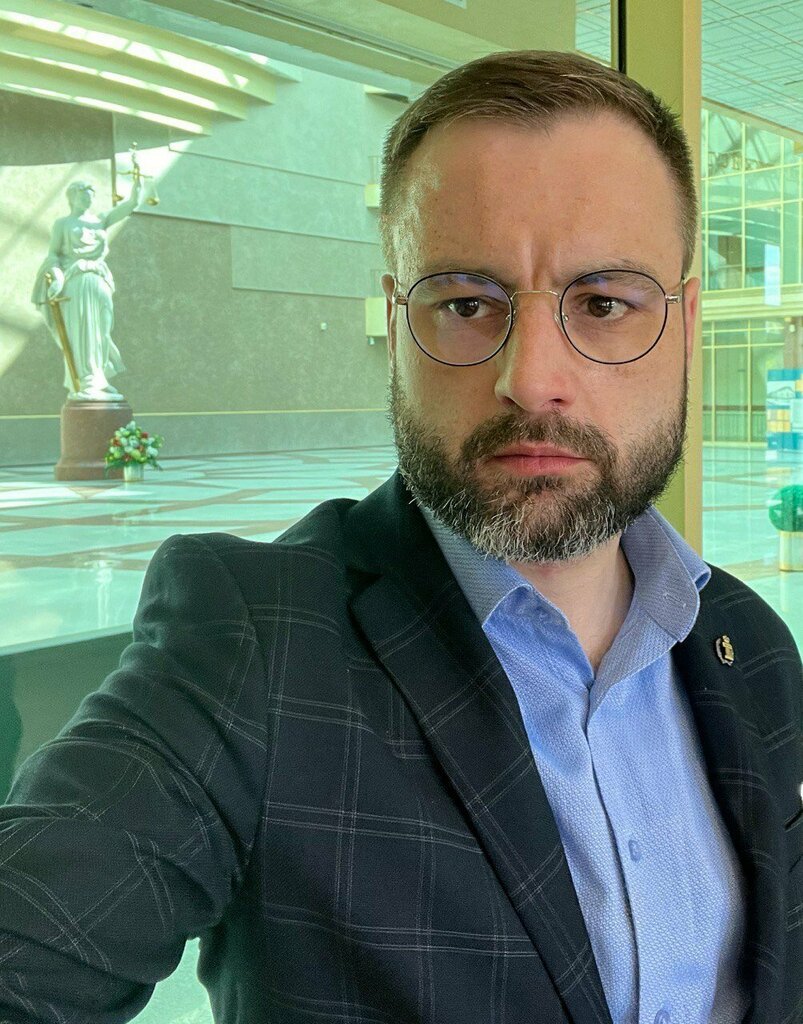 Avukatlar Avukat Shemchuk Oleg Sergeevich, Saint‑Petersburg, foto