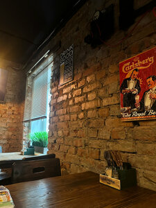 Taverna (Slutskaya ulitsa No:4А, gorodskoy posyolok Vyritsa), bar  Saint‑Petersburg ve Leningradskaya oblastından