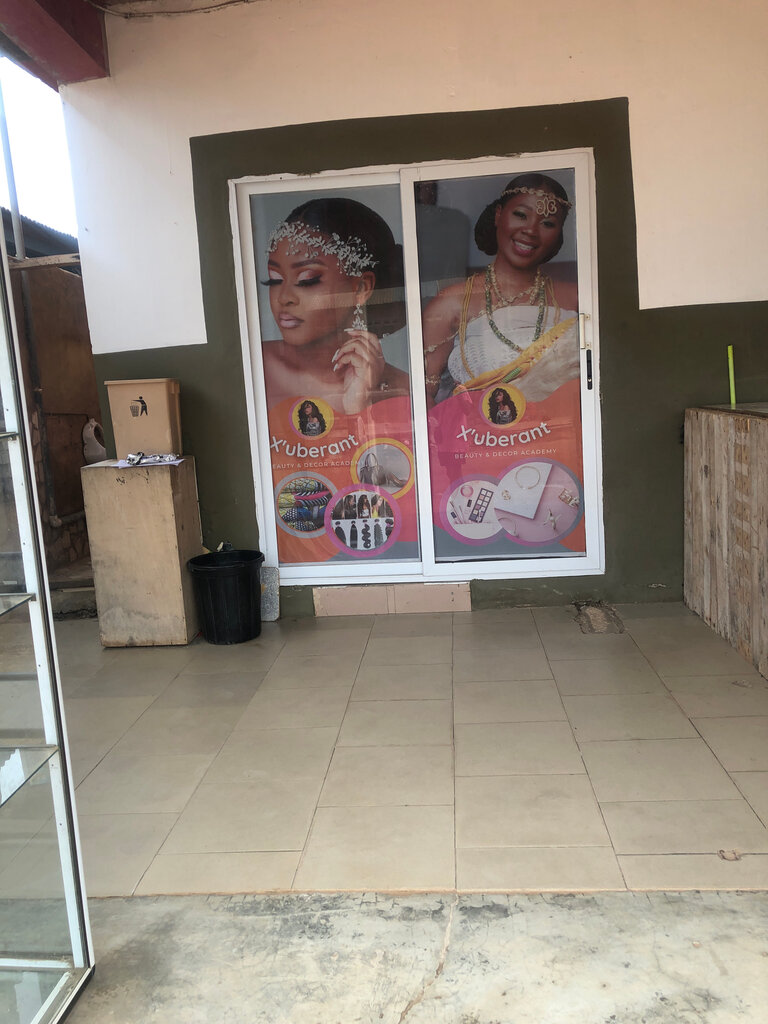 Kuaförler X’uberant beauty salon, Dünya, foto