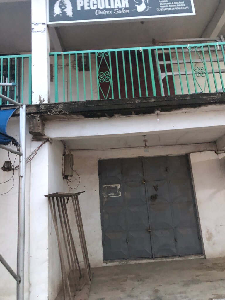 Kuaförler Peculiar unisex salon, Dünya, foto