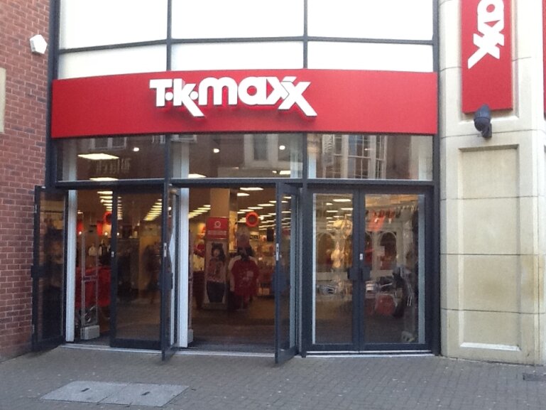 Büyük mağazalar Tk Maxx, Scarborough, foto
