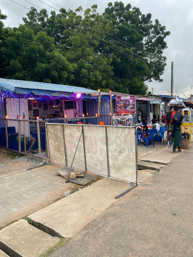 Bar Majesty Pub, Dünya, foto