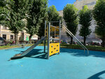 Playground (Saint Petersburg, Petrogradskiy District, munitsipalny okrug Aptekarskiy Ostrov), oyun alanı  Saint‑Petersburg'dan