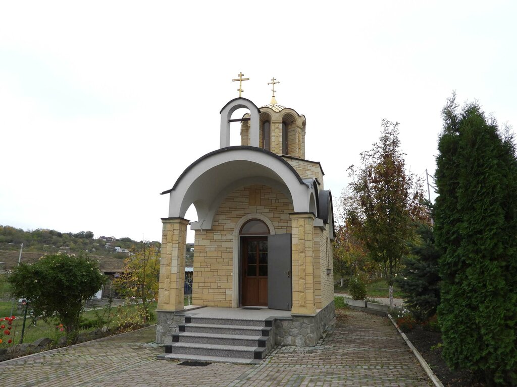 Şapel, haç anıtı Chapel of Saint Elijah the Prophet, Essentuky, foto