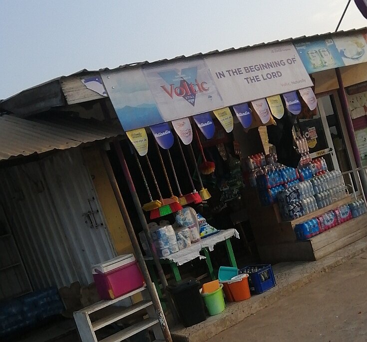 Su satışı In The Beginning of The Lord, Dünya, foto