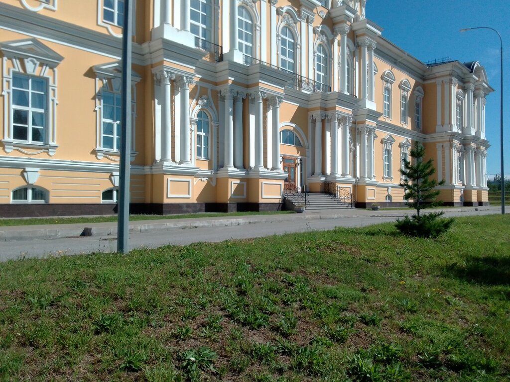 i̇ş merkezi Приморский дворец, Saint‑Petersburg, foto