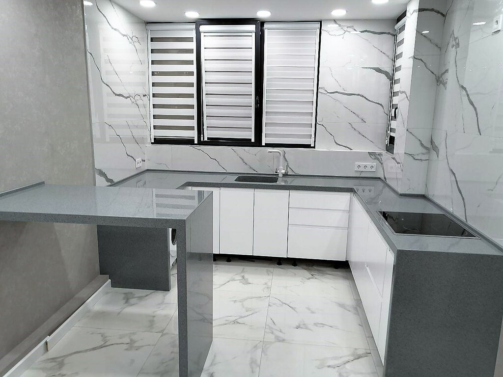 Taş ürünler ve yapılar MasterKam33, Vladimir, foto