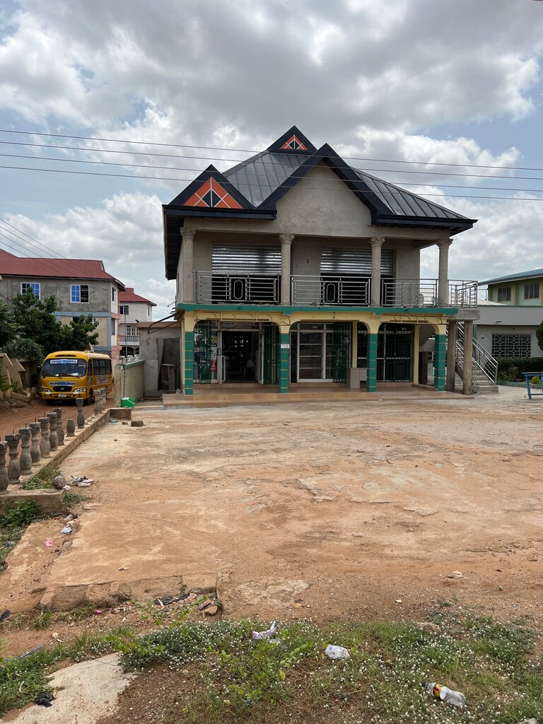 Eczaneler Hap - Phil Pharmacy, Kumasi, foto