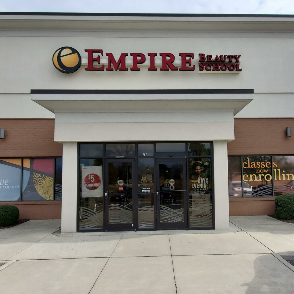 Güzellik salonu Empire Beauty School, Virginia Beach, foto