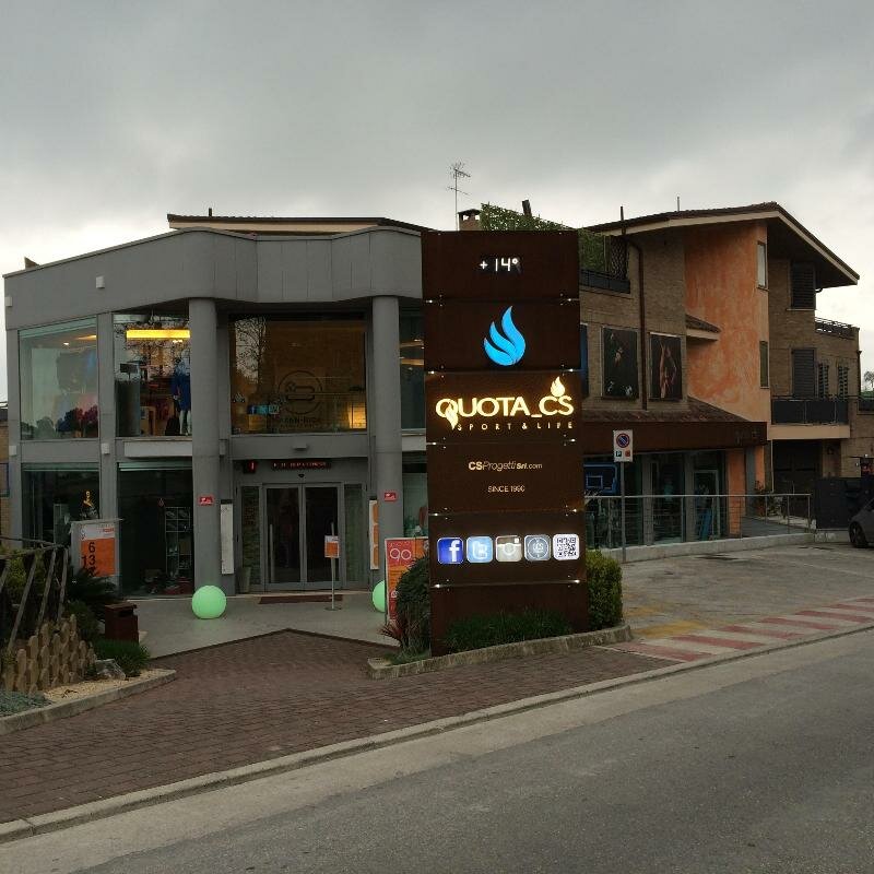 Fitness ve spor ekipmanı firmaları Quota Cs Sport Life, Marche, foto