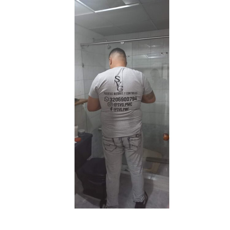 Otomatik kapı firmaları Svg Puertas Motores Y Controles, Medellin, foto