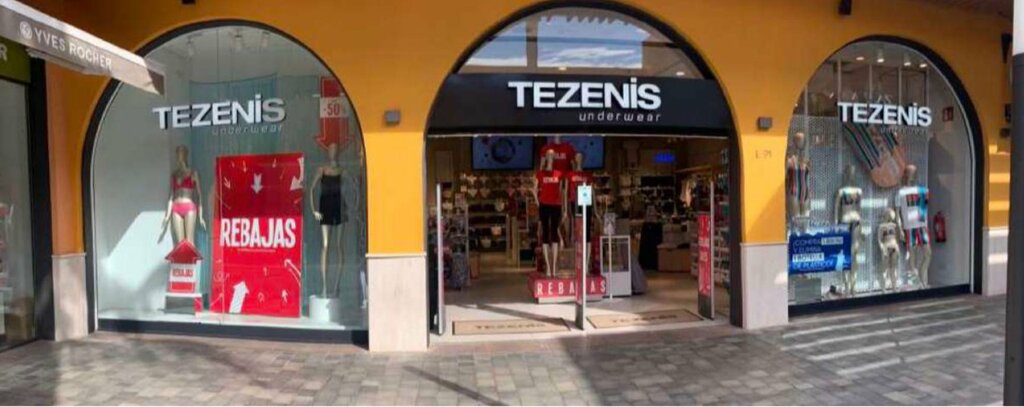 Giyim mağazası Tezenis, Endülüs, foto