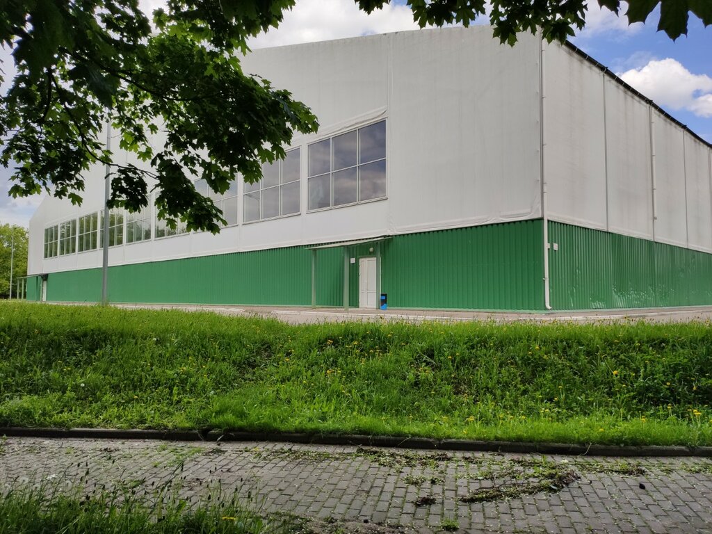 Çok amaçlı spor tesisleri Крытый футбольный манеж, Moskova, foto