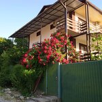 На Береговой 18 (Beregovaya ulitsa No:18, Arkhipo-Osipovka Village), otel  Krasnodarski krayından