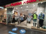 Fashion House Men (Raboche-Krestyanskaya Street No:9Б), giyim mağazası  Volgograd'dan