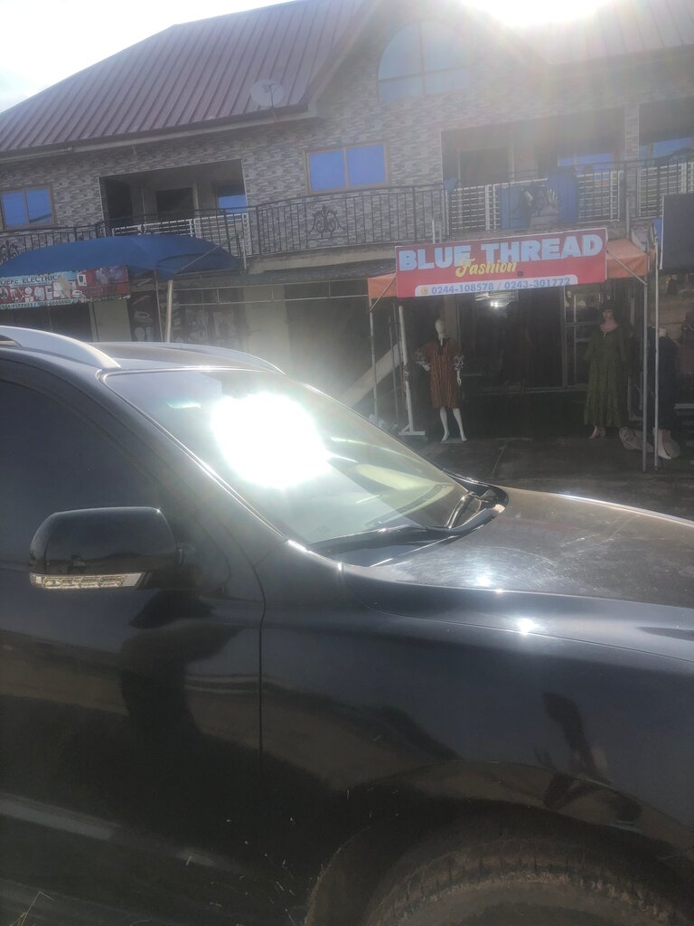 Giyim mağazası Blue Thread, Dünya, foto