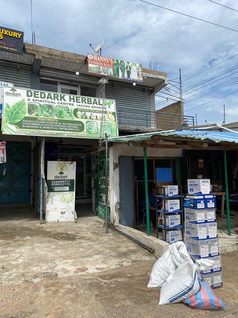 Moda evleri Hanny’s Fashion Hauz, Dünya, foto