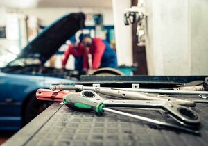 Delta Automotive (Alberta, Edmonton, Davies Industrial), otomobil servisi  Edmonton'dan