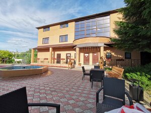 Gostinichnyj kompleks Shchyokino (Sovetskaya Street No:4, Schyokino), otel  Şçiokino'dan