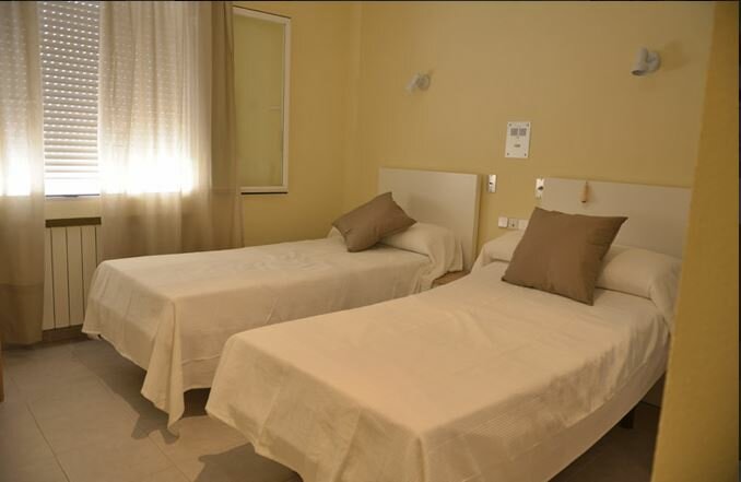 Huzurevi, bakımevi Residencia Ancianos Servitres Santa Cruz del Retamar - Toledo, Kastilya‑La Mancha, foto