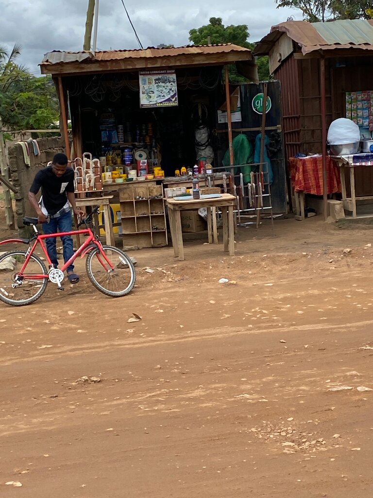 Yağlama ürünleri Nayas Lubrication Shop, Dünya, foto