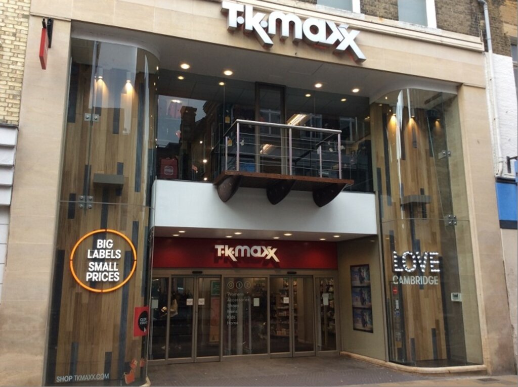 Büyük mağazalar Tk Maxx, Cambridge, foto