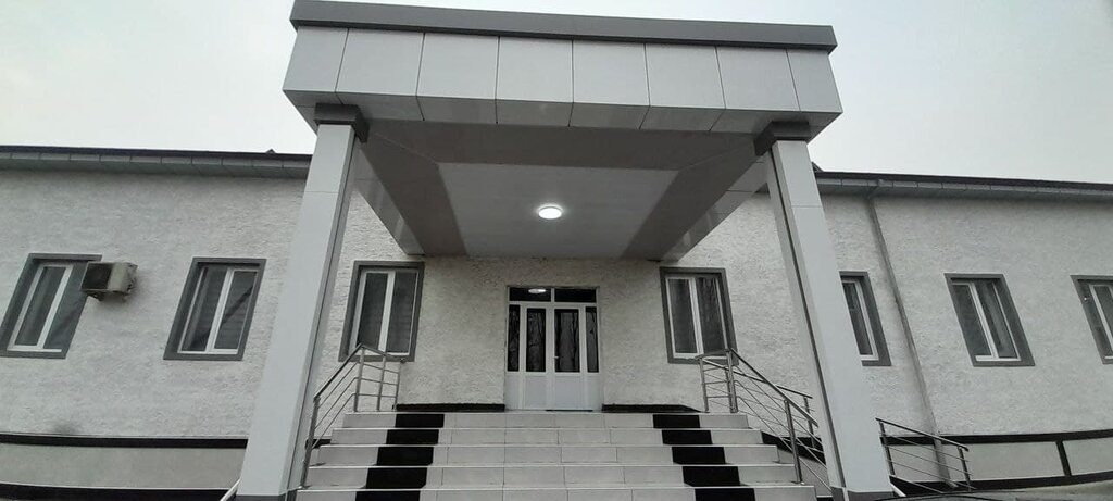 Yol yapım ekipmanları Andijan District Road Unitary Enterprise, Andican eyaleti, foto