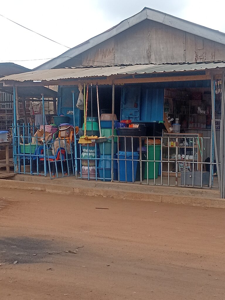 Plastik ürün üreticileri Tina's ventures, Dünya, foto