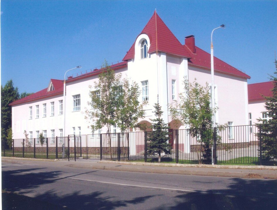 Ortaokul Mou Dedovskaya srednyaya obshcheobrazovatelnaya Shkola № 1, Dedovsk, foto