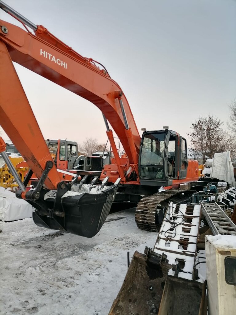 i̇nşaat ekipmanı kiralama Спецтехника, Şahty, foto