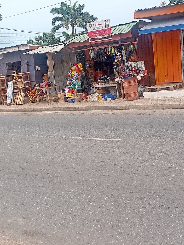 Oto aksesuarları Total quartz, Akra, foto