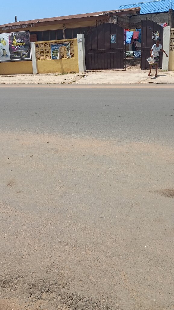 Ortodoks kiliseleri Emmanuel international worship center, Akra, foto