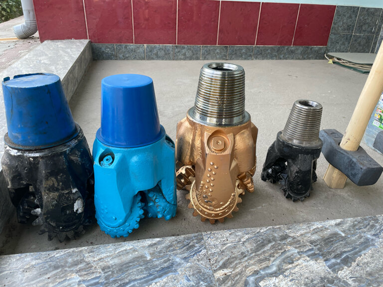 Sondaj çalışmaları Olmaliq qidiruv Tekshruv partiyasi, Elmalık, foto