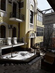 Russin & Vecchi (Aleutskaya Street No:15В), hukuk büroları  Vladivostok'tan